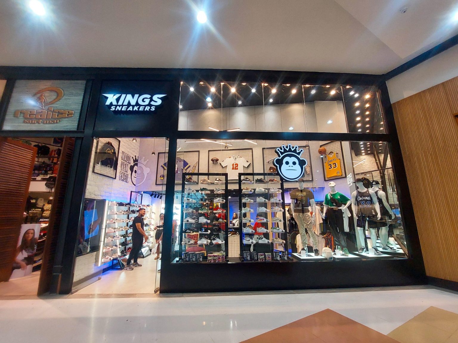 KINGS – Manaira Shopping